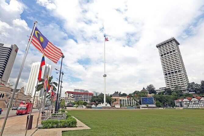 LUXURY Private day tour: Kuala Lumpur & Malacca from Singapore by licensed guide - An In-Depth Look at the Experience