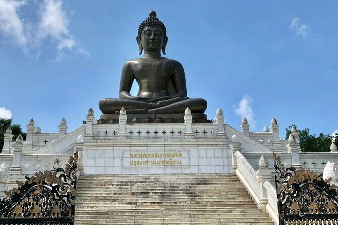 LUXURY Private day tour: Thailand & Malaysia KL (2 countries) from Singapore - Evaluating the Value and Experience