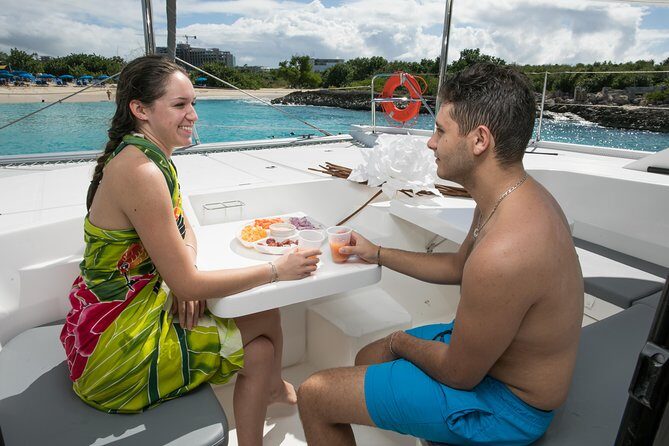 Luxury Private Full-Day Catamaran Charter in St Maarten & Saint-Martin - Practical Tips for Travelers