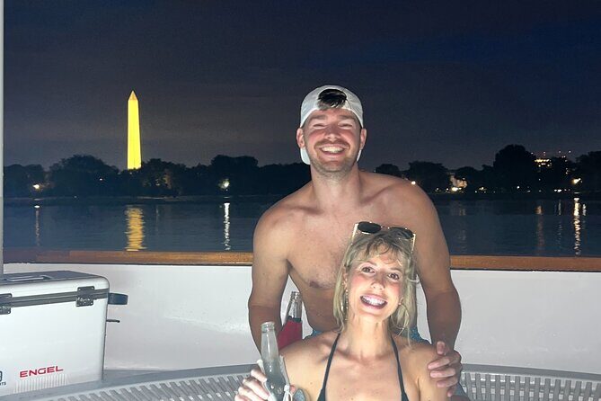 Luxury Private Hot Tub Boat of DC Potomac Monuments Tub up to 20 - An In-Depth Look at the Hot Tub Boat Experience