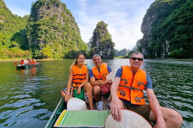 Luxury Private Ninh Binh Day Trip: Trang An, Bich Dong, Mua Caves - Key Points