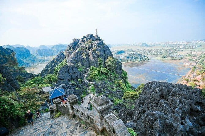 Luxury Private Tour Hoa Lu - Tam Coc - Mua Cave - Limousine van - The Sum Up