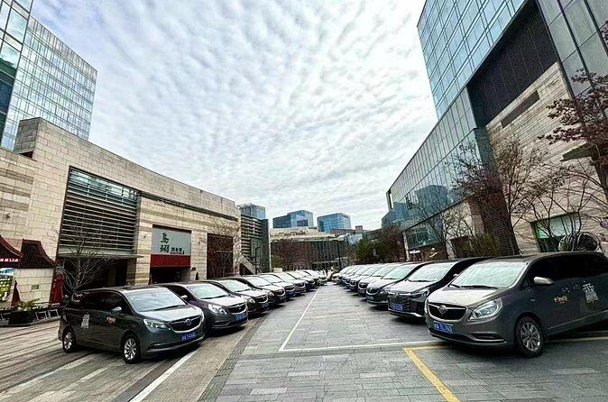 Luxury Private Transfer from Shanghai Pudong Airport to Hotel - Who Should Consider This Service?