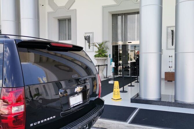 Luxury private transportation from CUN Airport to Puerto Aventuras & Akumal - A Closer Look at the Experience