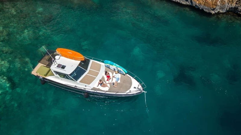 Luxury Private Yacht Tour with Exclusive Comfort & Extras - Key Points