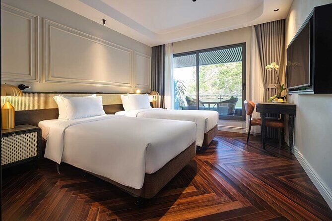 Luxury Retreat 5days/4nights Cruise in Halong Bay and Lan Ha Bay - The Sum Up