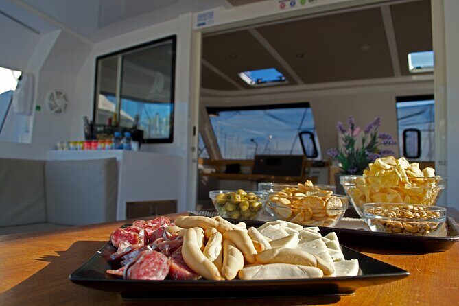 Luxury sailboat ride with drinks and aperitif-Small Groups - Final Word
