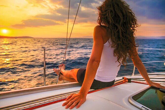 Luxury sailboat tour at sunset in Los Cabos - Key Points