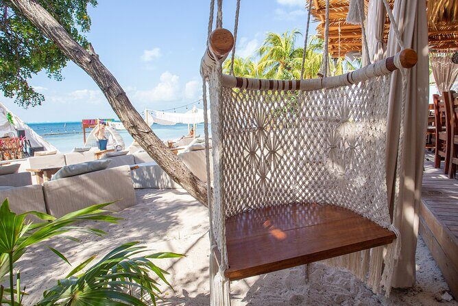 Luxury Sailing to Isla Mujeres with Lunch and Premium Open Bar - Detailed Breakdown of the Itinerary