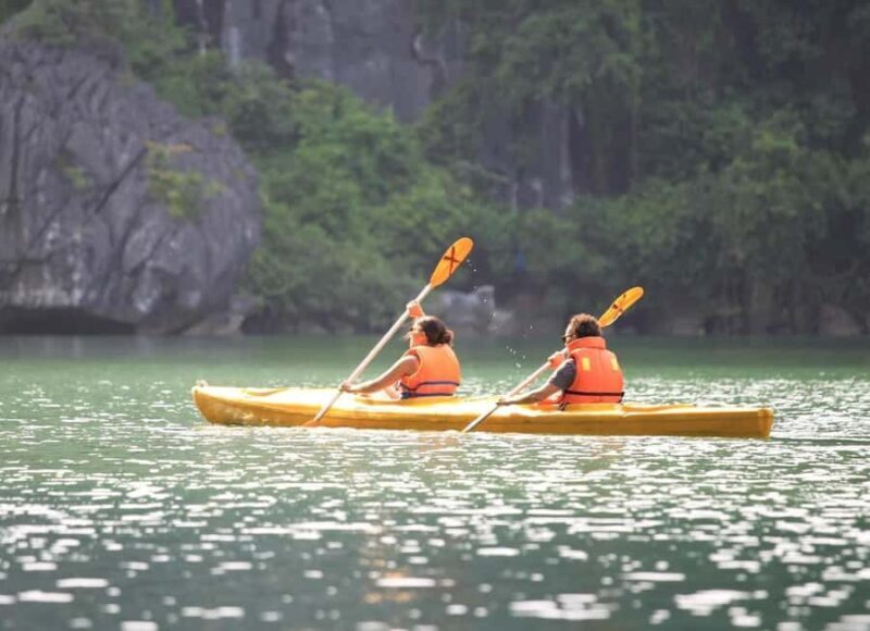 Luxury Sunset Tour- Lan Ha Bay: Kayak, Water Slides, Jacuzzi - FAQs