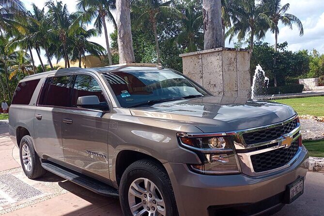 Luxury SUV Private Transfer  Cancun Airport  Playa del Carmen - The Welcome: Meeting at Cancun Airport