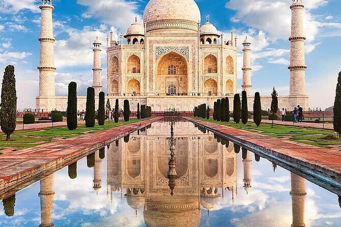 Luxury Taj Mahal Family Tour from Kolkata - Key Points