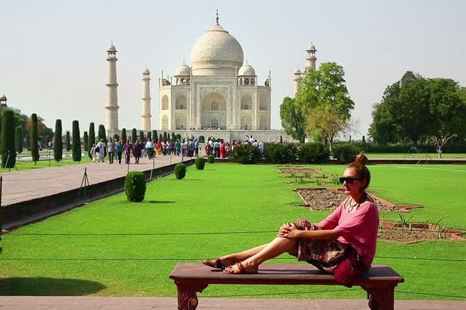 Luxury Taj Mahal Tour By Luxury Car From Delhi With 5 Star Lunch - Setting the Scene: What to Expect from the Tour