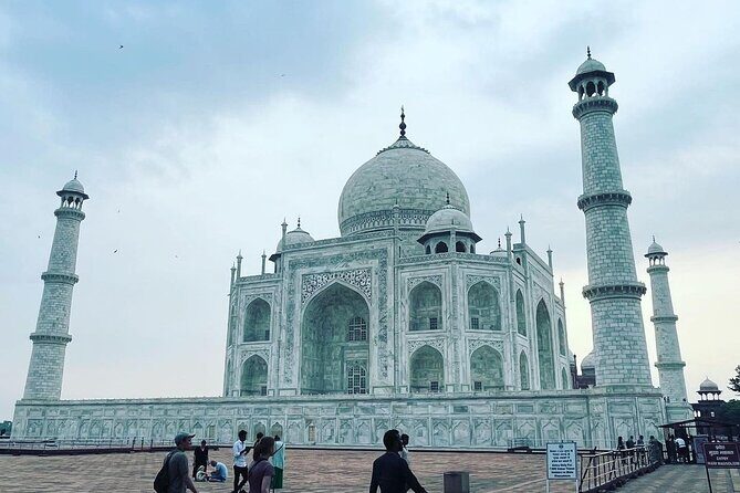 Luxury Taj Mahal tour from Delhi by the Fastest train of India - Final Thoughts