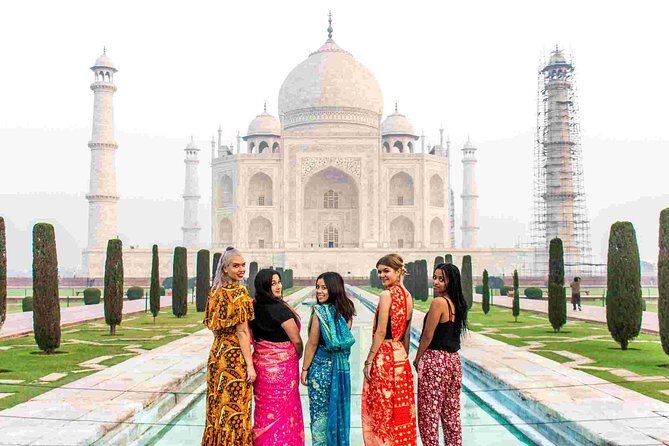 Luxury Taj Mahal Tour from Delhi: Same Day Agra Trip by Luxury Car - Visiting the Taj Mahal