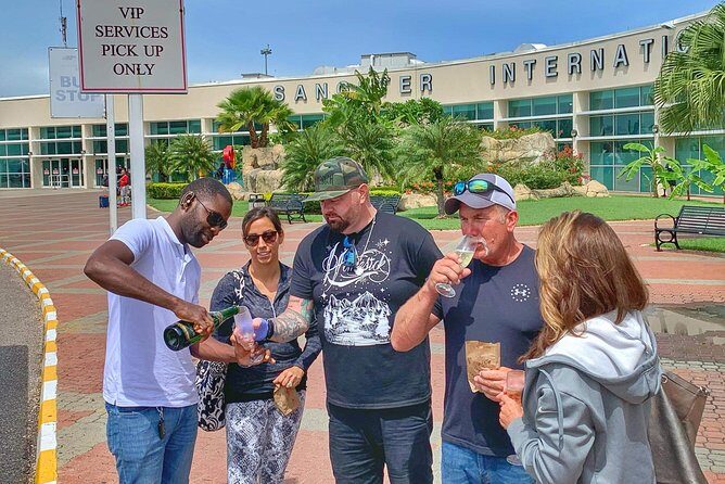 Luxury Transfer: Montego Bay Airport - Negril & Ocho Rios Resorts - What to Expect from the Luxury Transfer Service