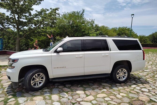 Luxury Transportation SUV Airport HUX to Bahias Hotels - Who Is This Transfer Best For?