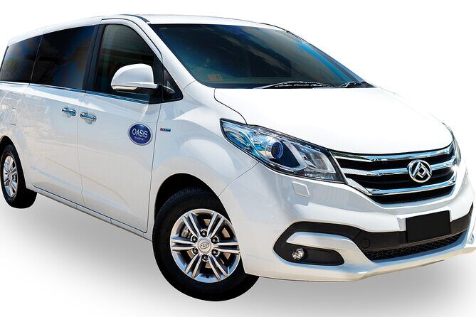 Luxury Van, Private Transfer, Cairns Airport - Port Douglas. - Introducing the Cairns Airport to Port Douglas Private Transfer Experience