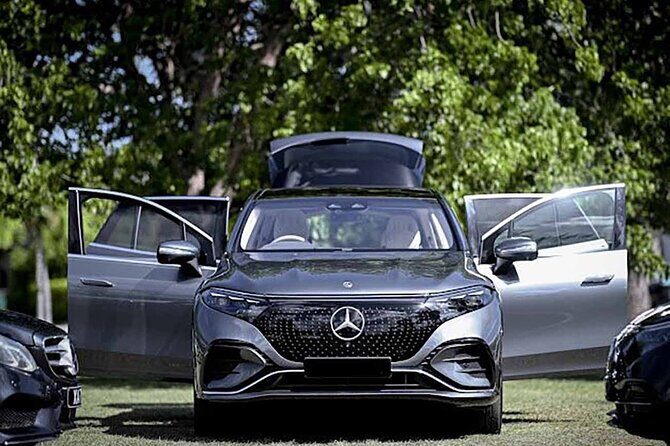 Luxury VIP Barbados Airport Transfer - West Coast | Mercedes EQS - Key Points