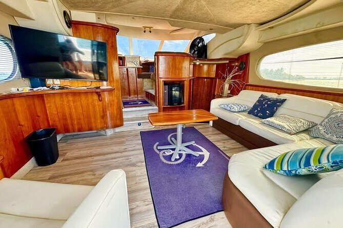 Luxury Yacht Charter Experience in Miami - Practical Details & Tips