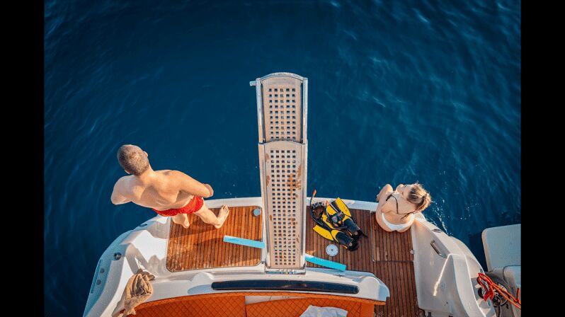 Luxury yacht: Sunset Blue Cave & Elaphite Island Tour - An In-Depth Look at the Sunset Blue Cave & Elaphite Islands Tour
