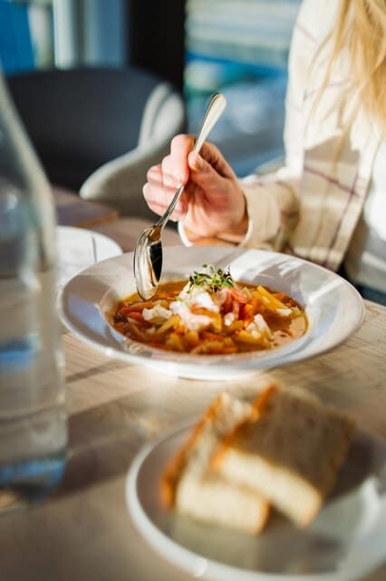 Lyngen: Snowmobile Safari with Lunch in seaside Restaurant - FAQ