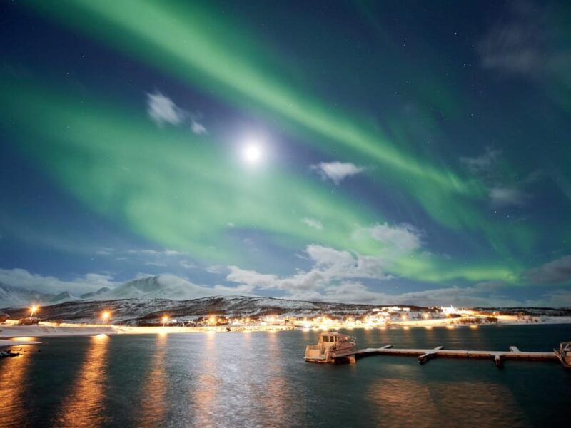 Lyngenalps: Northern Lights Snowmobile Safari - An In-Depth Look at the Tour