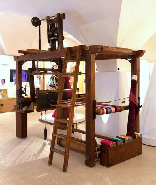 Lyon: admission ticket to Brochier Soieries Silk Museum - Introduction