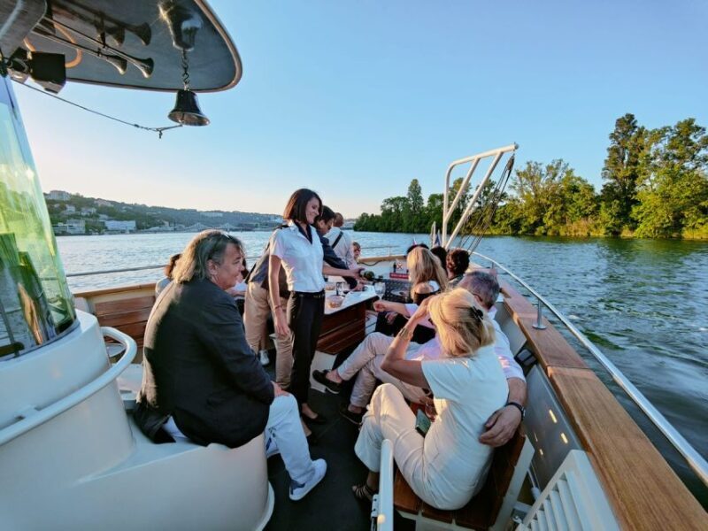 Lyon: City Cruise with Charcuterie, Cheese, and Wine - Lyon: City Cruise with Charcuterie, Cheese, and Wine
