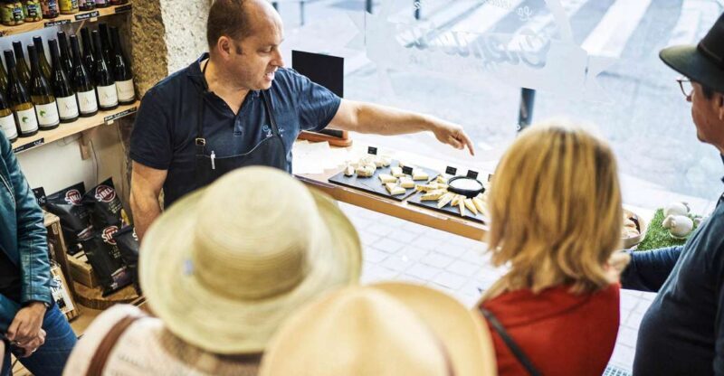Lyon: Food Walking Tour with a Local Guide - Exploring the Hidden Traboules
