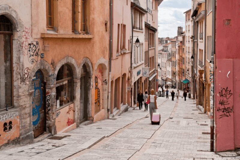 Lyon: Guided tour of the Croix-Rousse - FAQs