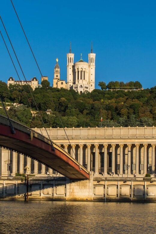 Lyon : Old city Walking Tour ( Group or Private ) - The Sum Up