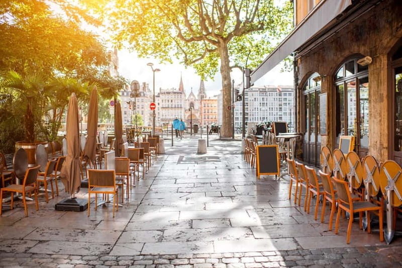 Lyon Old Town Tour with Sightseeing Cruise Tickets - This tour is best suited for: