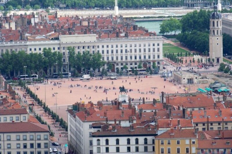 Lyon: Private custom tour with a local guide - FAQ