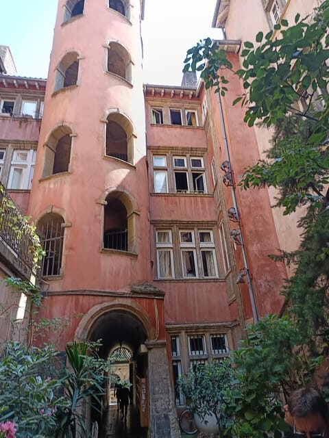 Lyon: Private Walking Tour of the City - What Travellers Are Saying