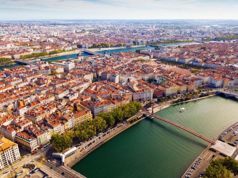 Lyon: Private Walking Tour of UNESCO Old Districts - An In-Depth Look at the Tour Experience