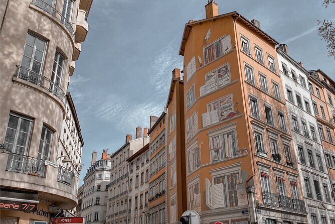 Lyon Scavenger Hunt and Sights Self-Guided Tour - Introducing the Lyon Scavenger Hunt and Sights Self-Guided Tour