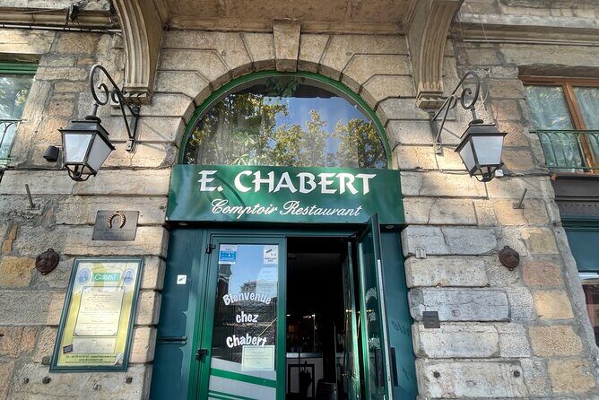 Lyon Scavenger Hunt and Sights Self-Guided Tour - FAQ