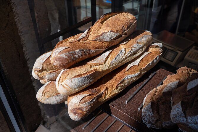 Lyon Walking Tour and Food Market Discovery - Analyzing the Value and Practicalities