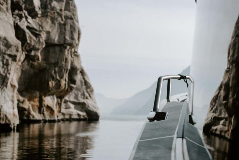 Lysefjord (Stavanger): Boattrip to Preikestolen from Forsand - A Closer Look at the Experience