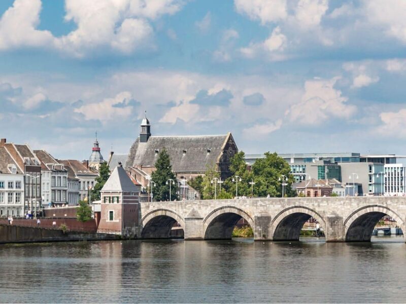Maastricht: Culinary Walking Tour with Tastings - Key Points