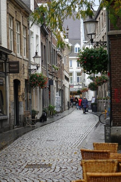 Maastricht: Day trip from Amsterdam with 3 country point - Maastricht: A Timeless Gem Just a Day Away from Amsterdam