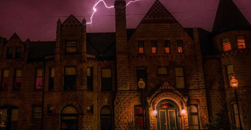 Macabre, Murder, & Mayhem in Motor City: Detroit Ghost Tour - An Overview of the Ghostly Journey