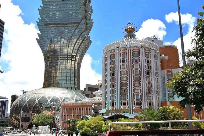 Macau Hop-On Hop-Off Open Top Bus Tour - FAQ