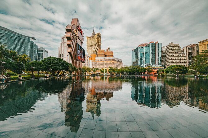 Macau: Private Historic City Tour with Local Food Tasting Tour - Analyzing Value for Money