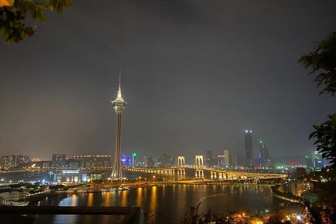 Macau Tour luxury MPV limousines pick up from Hong Kong - The Practicalities