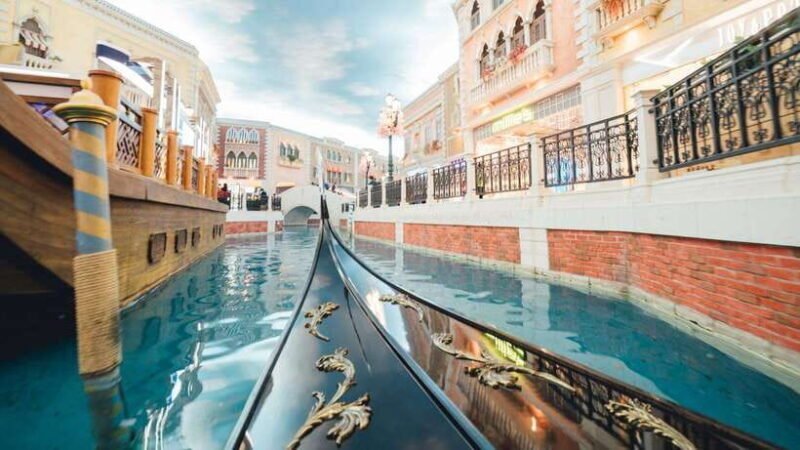 Macau: Venetian-Style Gondola Ride - The Full Picture: Is It Worth Your Time and Money?
