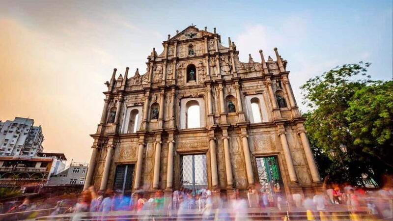 MacauPrivate Sightseeing Tour with Local Driver-Guide - Who Should Consider This Tour?