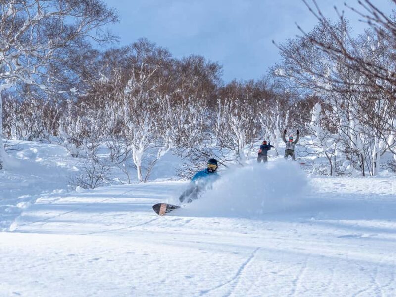 Madarao/Nozawaonsen: Private Ski or Snowboard Photoshoot - Exploring the Experience: What to Expect