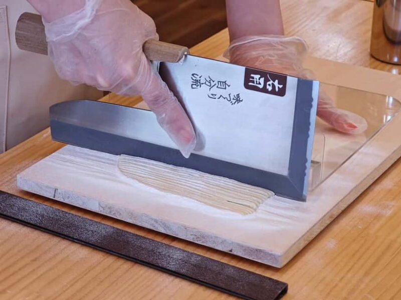 Made from flour in 30min! Ramen-noodle Making Experience! - Key Points